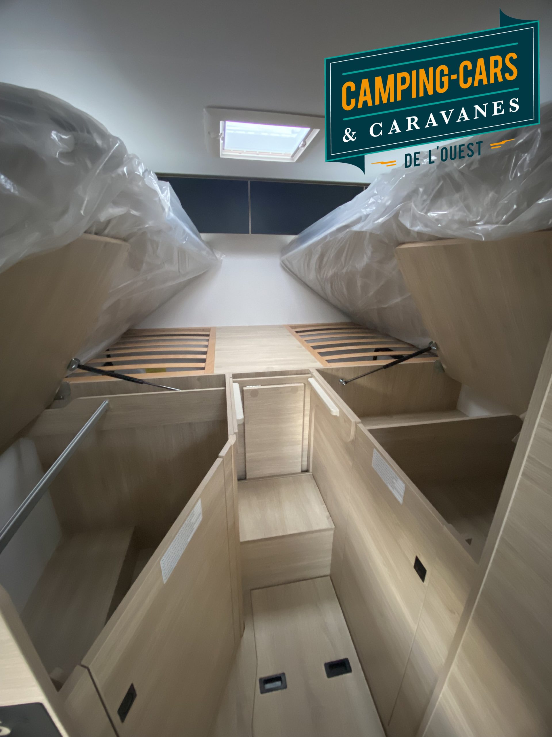 CHAUSSON S697 ETAPE LINE - Camping Cars de l'Ouest